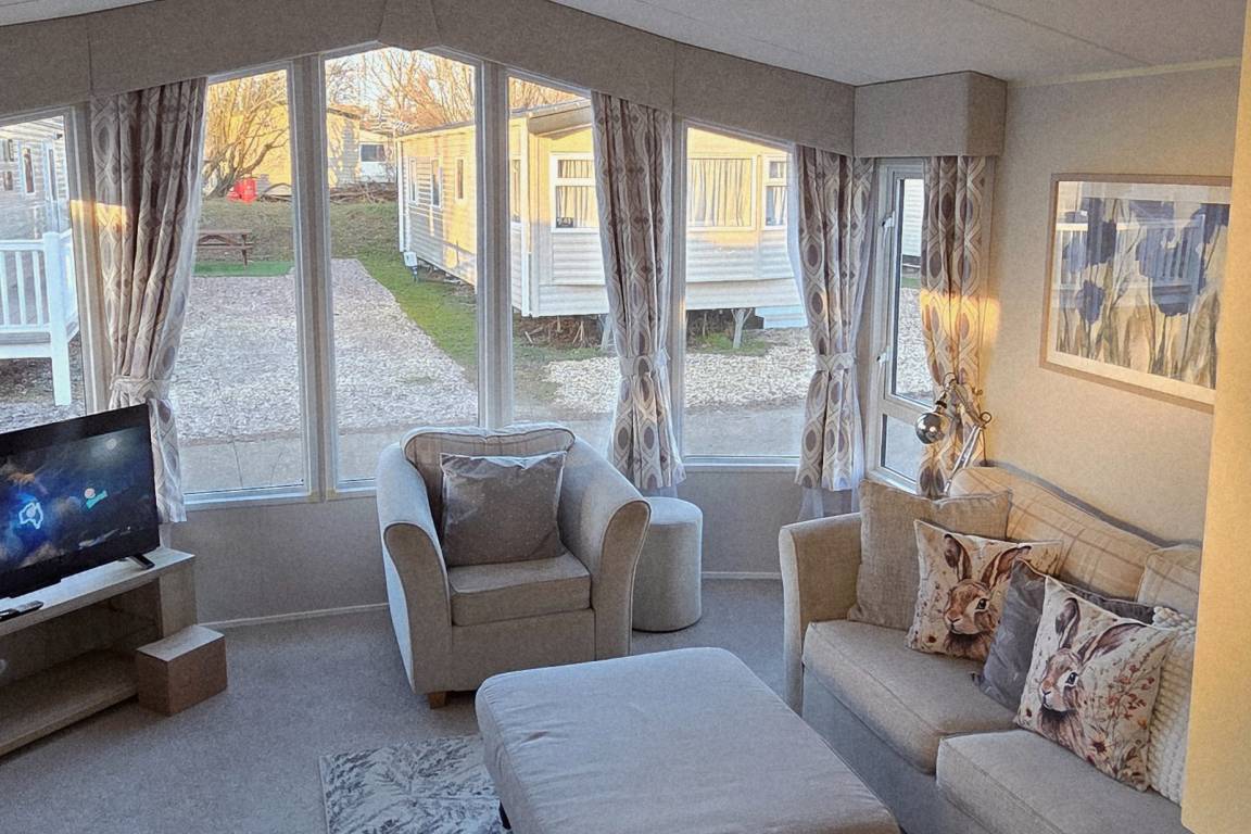 50 M² Cabin ∙ 3 Bedrooms ∙ 8 Guests - Woodhall Spa