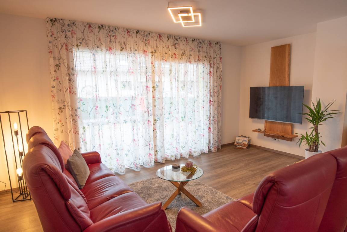 85 M² Ferienhaus ∙ 2 Schlafzimmer ∙ 4 Gäste - Freudenstadt