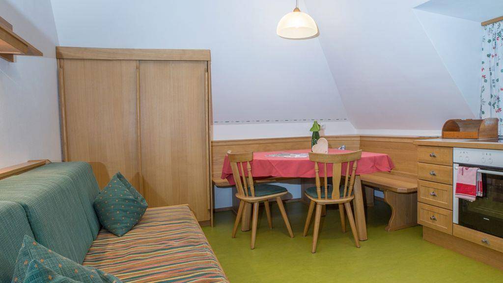 55 M² Ferienwohnung ∙ 1 Schlafzimmer ∙ 3 Gäste - Hinterstoder