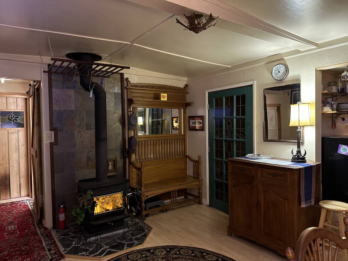 House ∙ 2 Bedrooms ∙ 2 Guests - Kodiak, AK