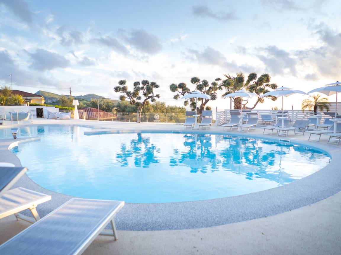 Apartment ∙ 1 Bedroom ∙ 4 Guests - Massa Lubrense