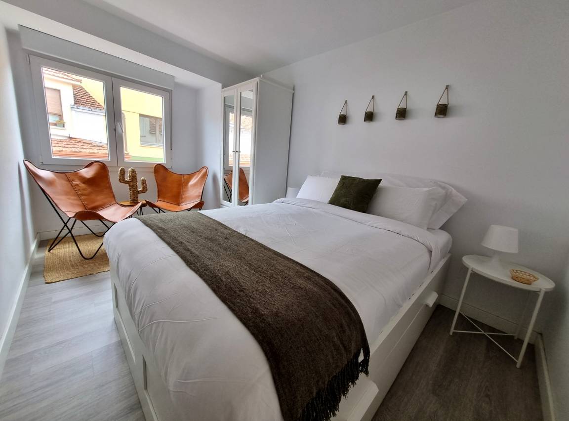 49 M² Apartamento ∙ 1 Habitación ∙ 3 Huéspedes - Gijón