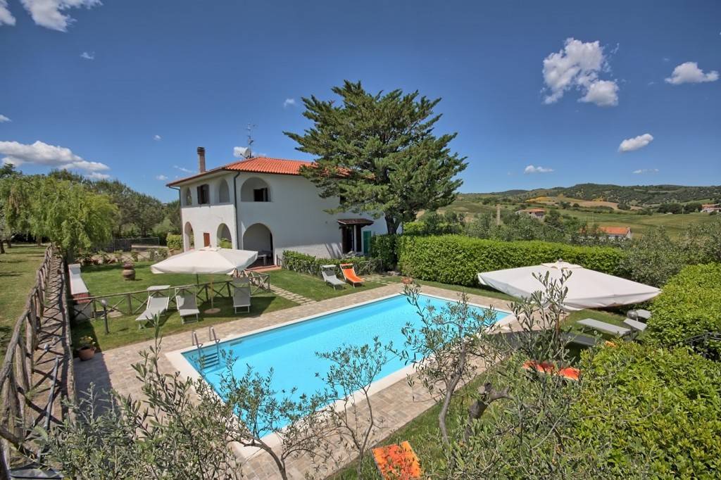 180 M² Villa ∙ 6 Bedrooms ∙ 14 Guests - Grosseto