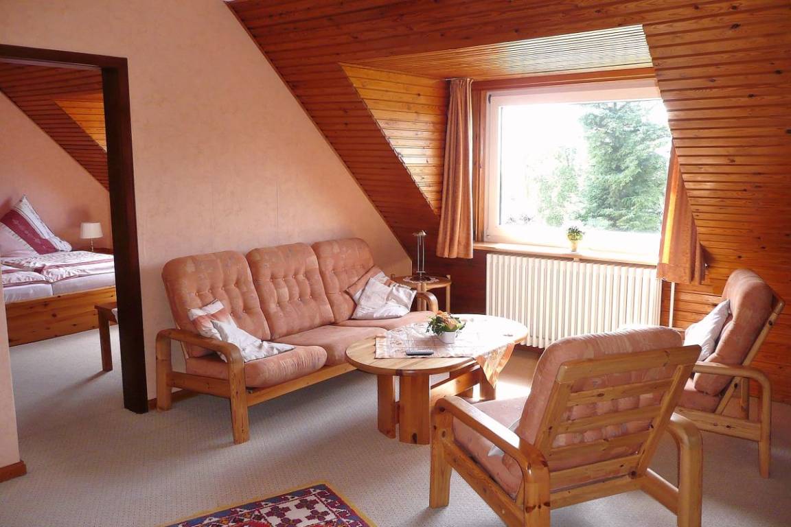 70 M² Apartment ∙ 2 Bedrooms ∙ 4 Guests - Husum