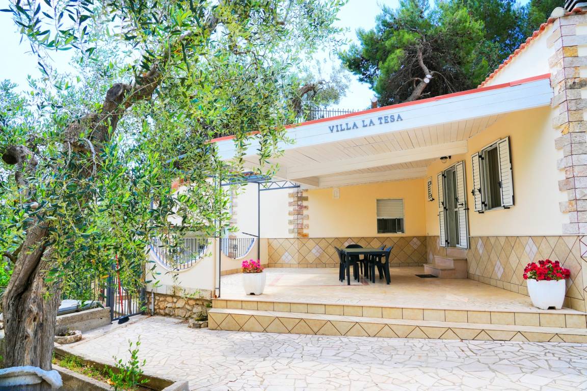 90 M² Villa ∙ 3 Schlafzimmer ∙ 8 Gäste - Apulien