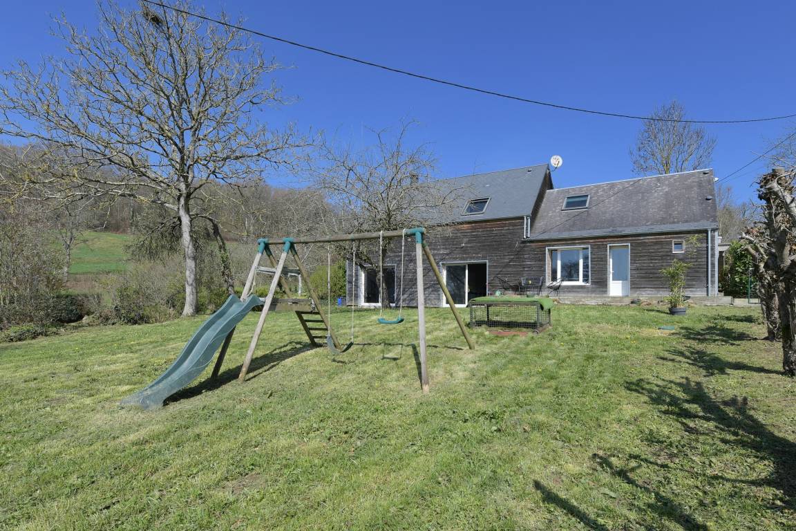 135 M² Maison De Vacances ∙ 2 Chambres ∙ 5 Personnes - Orne
