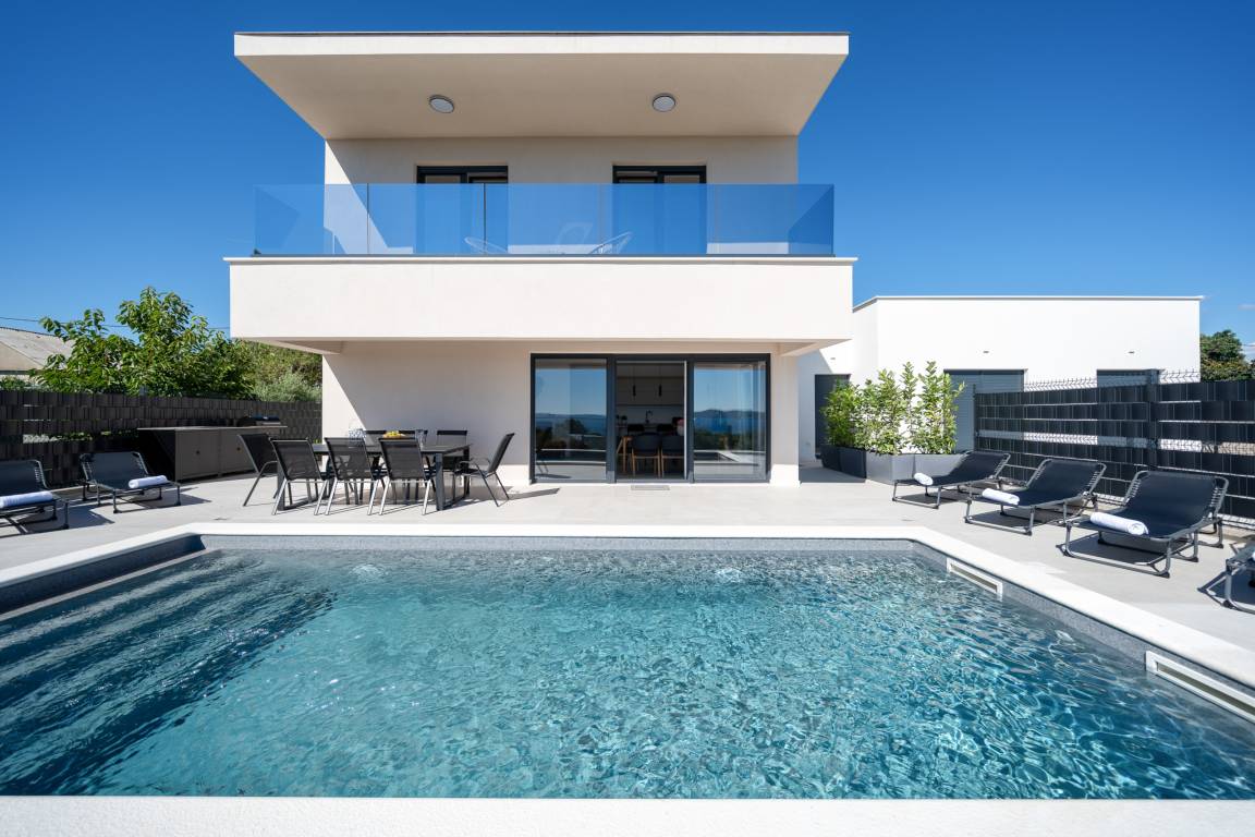 210 M² Vivenda ∙ 3 Quartos ∙ 8 Hóspedes - Zadar