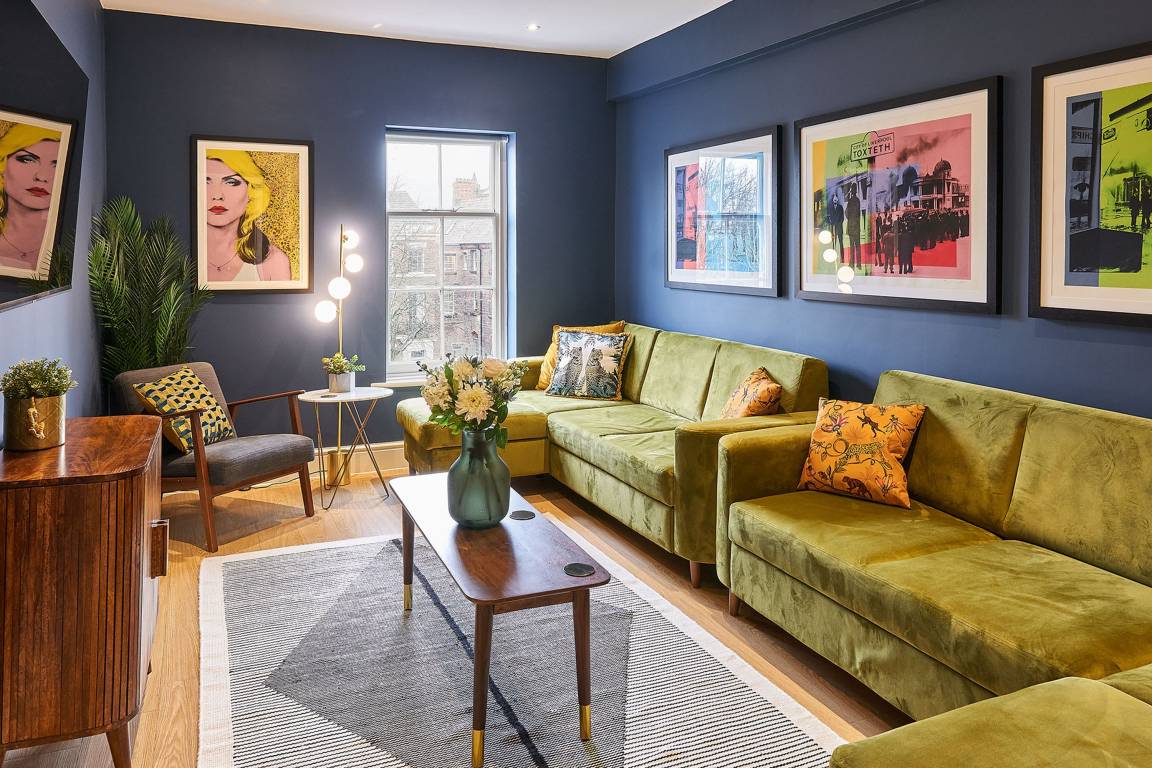 Apartment ∙ 5 Bedrooms ∙ 14 Guests - Liverpool