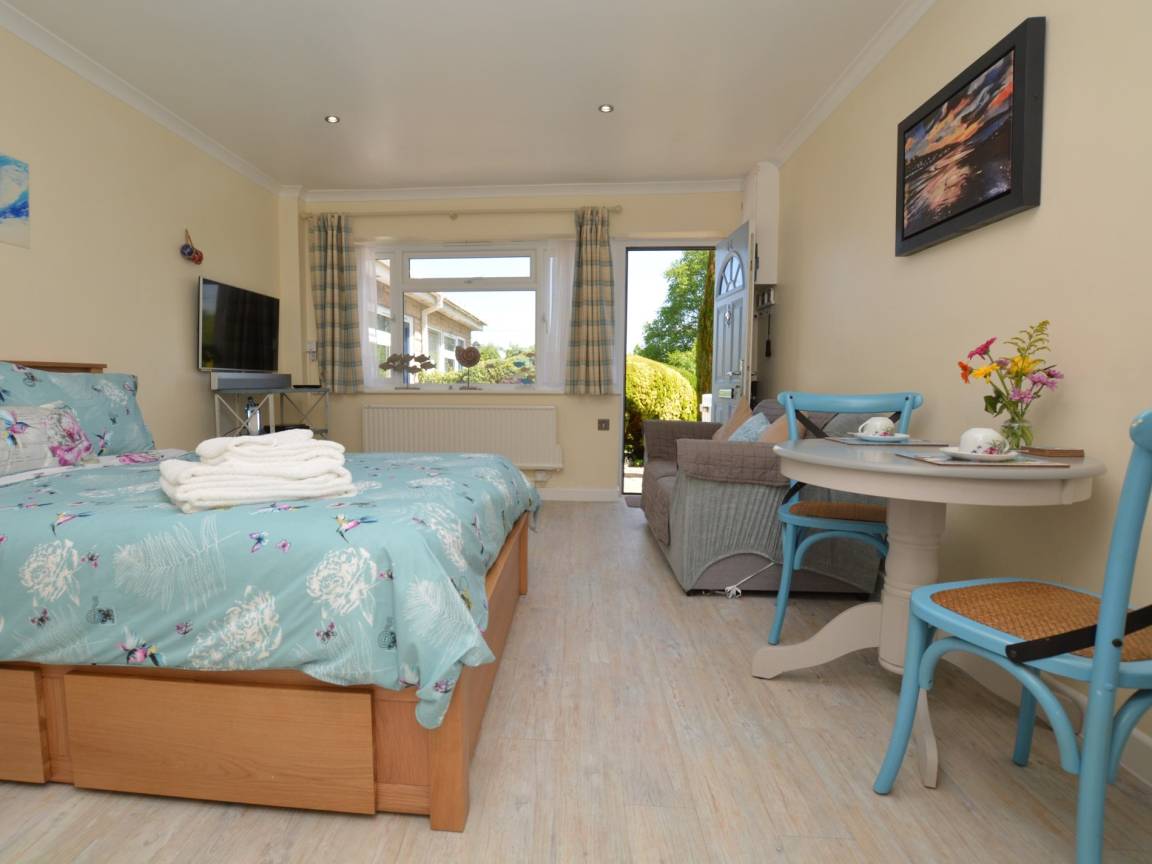 Cottage ∙ 1 Bedroom ∙ 2 Guests - Charmouth