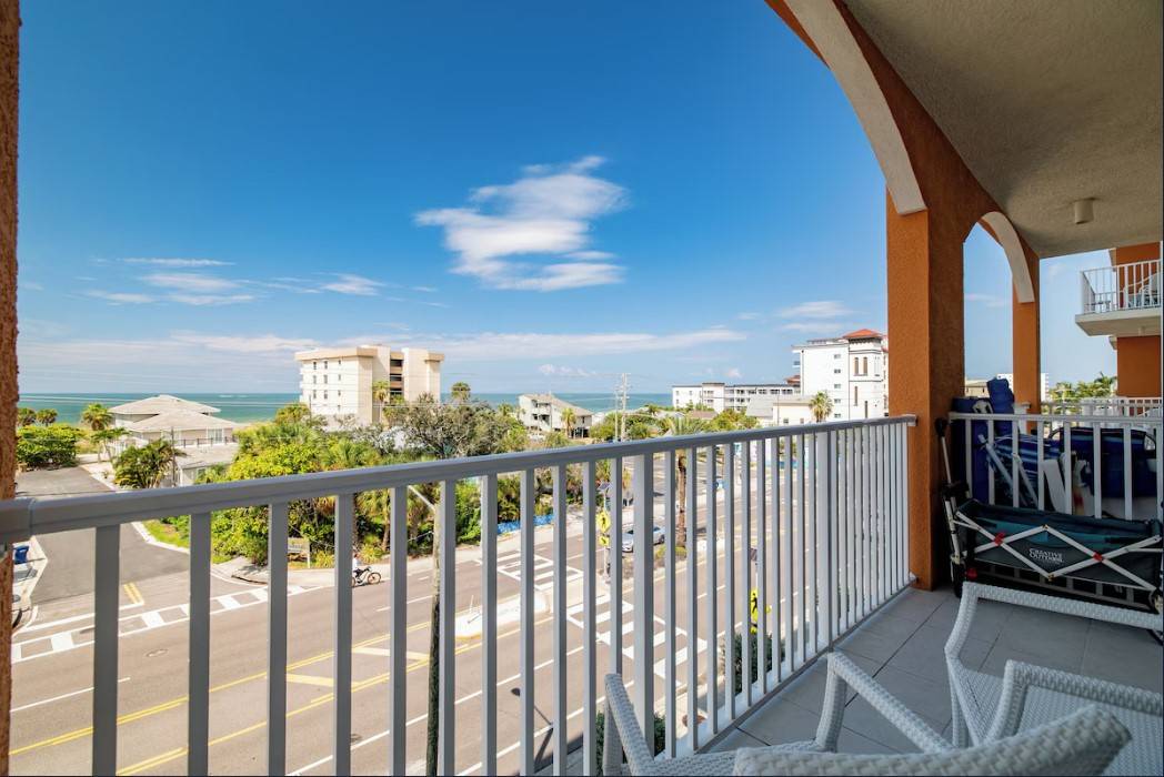 71 M² Condo ∙ 2 Bedrooms ∙ 6 Guests - Madeira Beach, FL