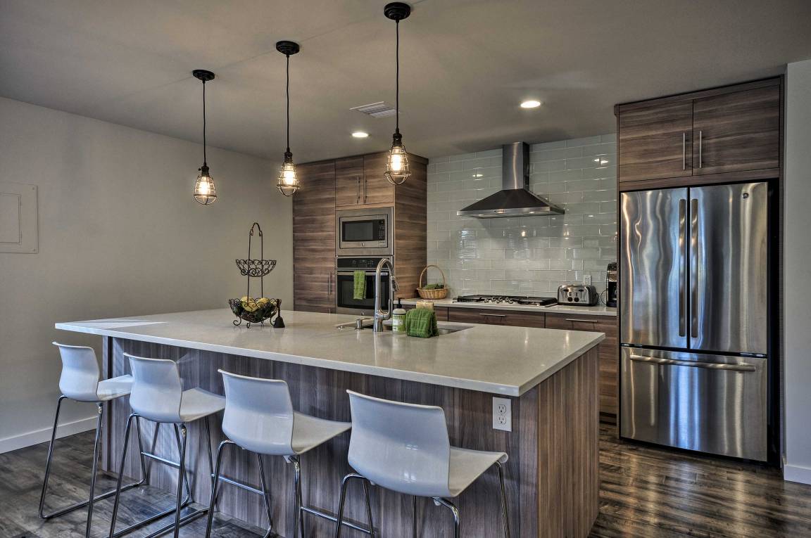 148 M² Apartment ∙ 2 Bedrooms ∙ 10 Guests - Astoria, OR