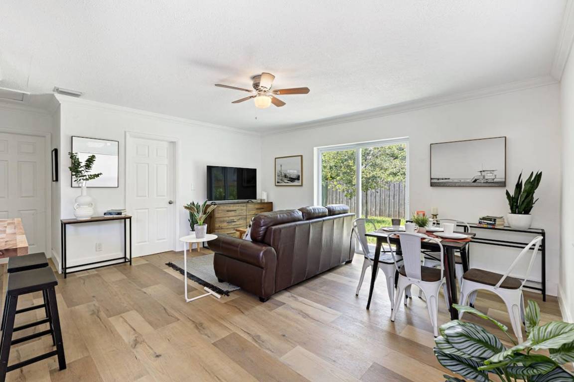 Apartment ∙ 2 Bedrooms ∙ 4 Guests - Plantation, FL