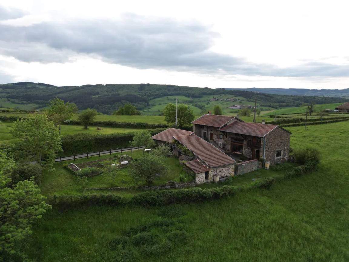 20 M² Bed & Breakfast ∙ 1 Schlafzimmer ∙ 2 Gäste - Cluny