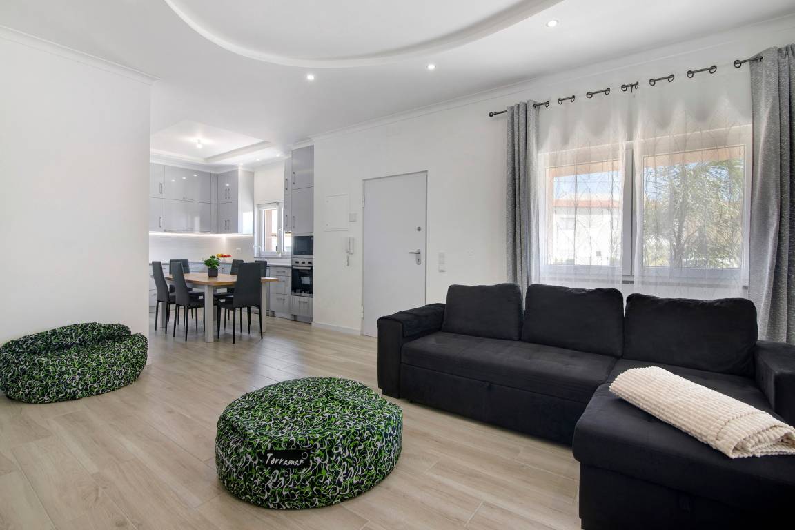 120 M² Villa ∙ 3 Bedrooms ∙ 8 Guests - Porches
