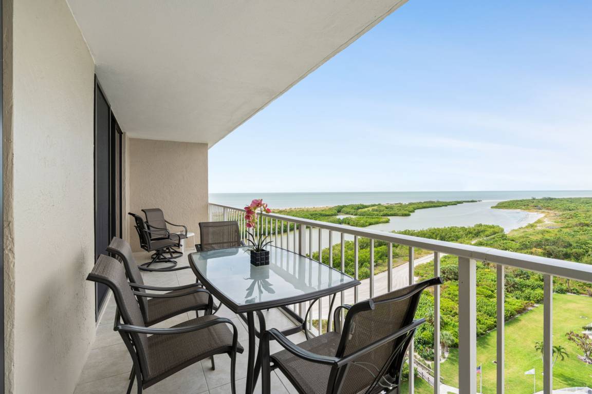 93 M² Condo ∙ 2 Bedrooms ∙ 4 Guests - Marco Island, FL