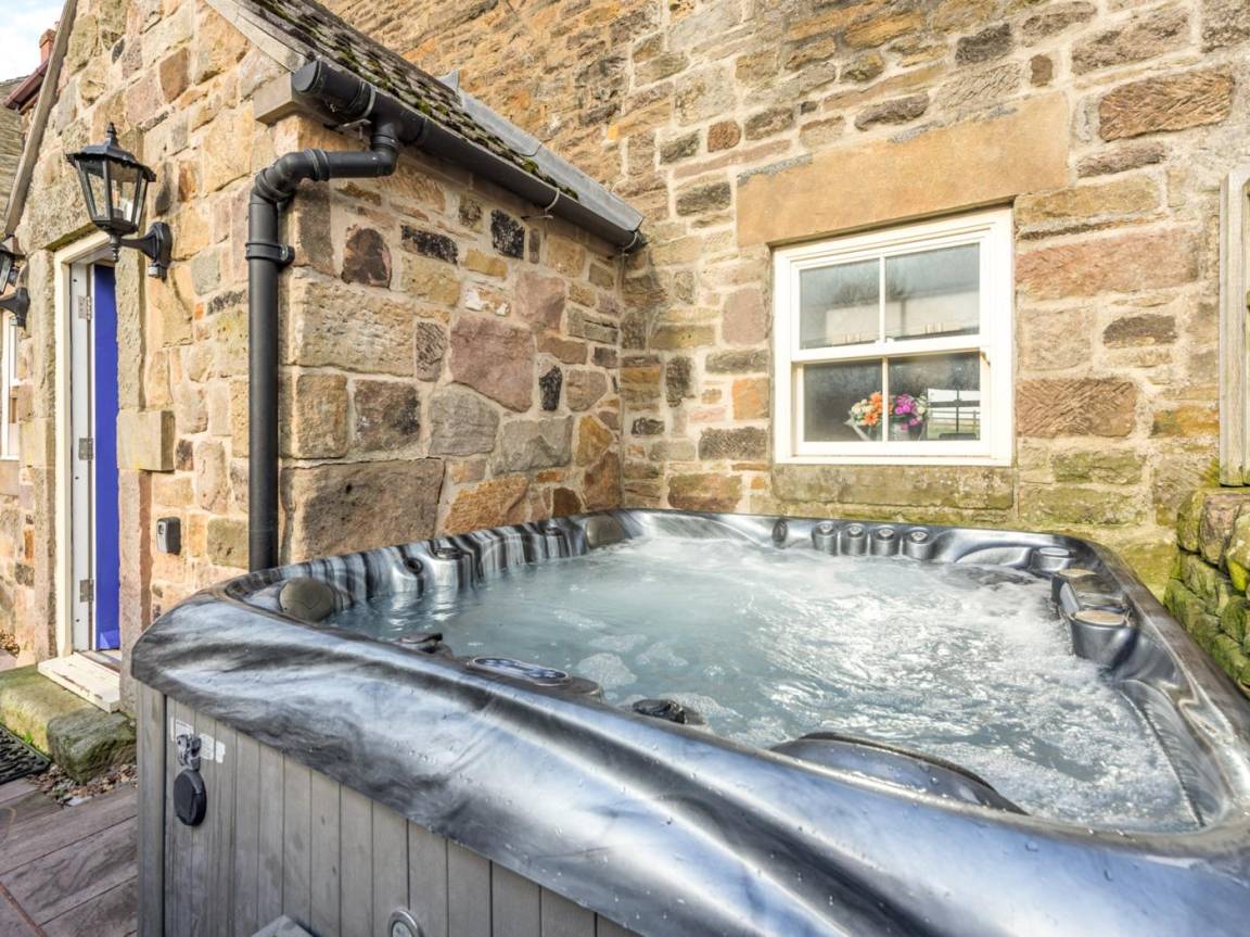 Cottage ∙ 2 Bedrooms ∙ 4 Guests - Staffordshire