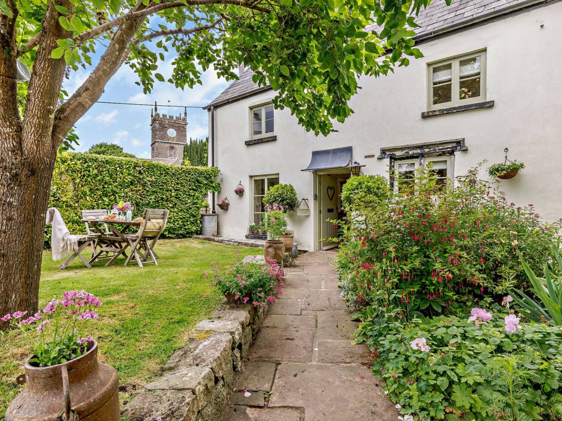 Cottage ∙ 2 Bedrooms ∙ 4 Guests - Symonds Yat
