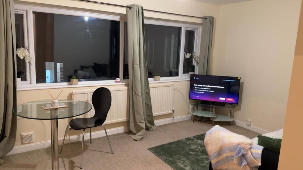 609 M² Apartment ∙ 1 Bedroom ∙ 2 Guests - Oldham