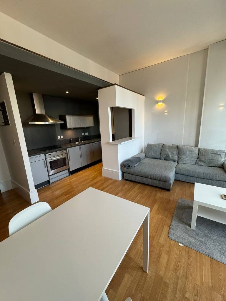 55 M² Apartment ∙ 2 Bedrooms ∙ 4 Guests - Leeds Arts University