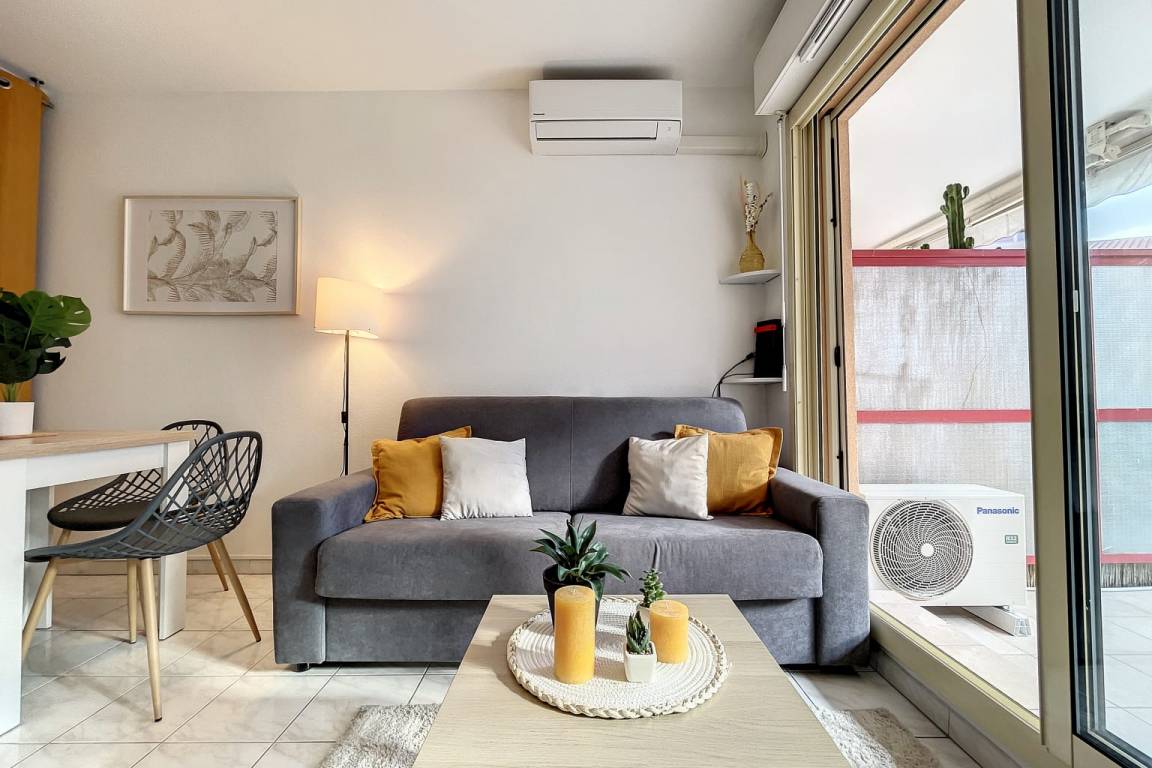 28 M² Appartement ∙ 1 Chambre ∙ 4 Personnes - Antibes