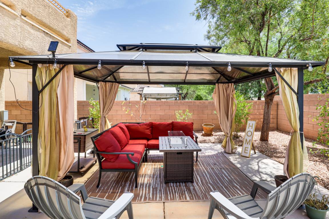 250 M² House ∙ 5 Bedrooms ∙ 12 Guests - Las Vegas Motor Speedway