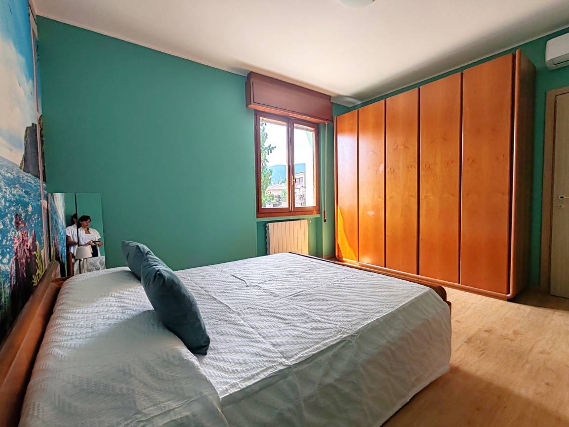 90 M² Appartement ∙ 2 Chambres ∙ 4 Personnes - Salò