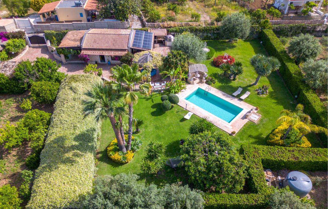 80 M² Casa ∙ 2 Habitaciones ∙ 5 Huéspedes - Noto