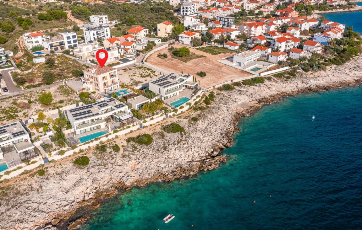 500 M² Ferienhaus ∙ 5 Schlafzimmer ∙ 10 Gäste - Primošten