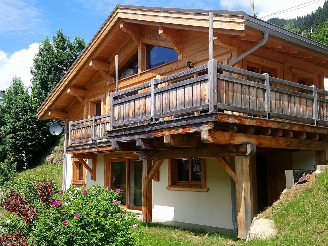 80 M² Chalet ∙ 2 Bedrooms ∙ 8 Guests - Beaufort