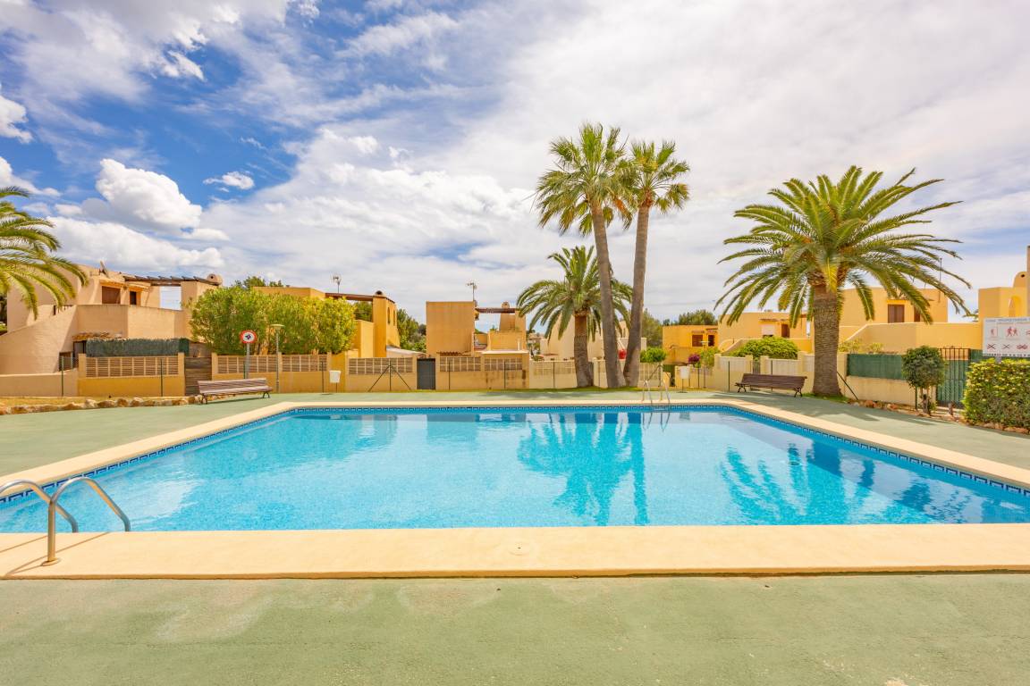 95 M² Bungalow ∙ 3 Habitaciones ∙ 6 Huéspedes - Moraira