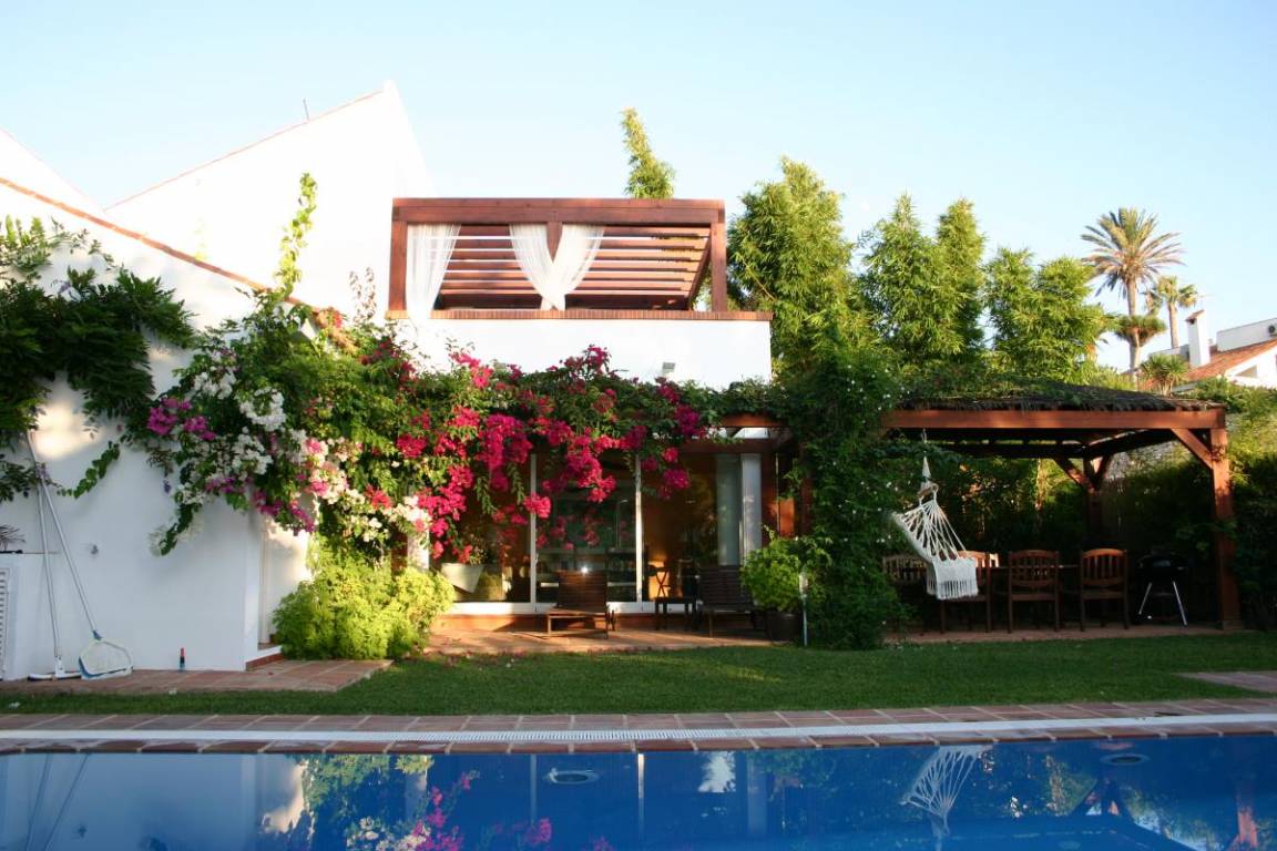 120 M² Casa ∙ 3 Habitaciones ∙ 6 Huéspedes - Conil de la Frontera