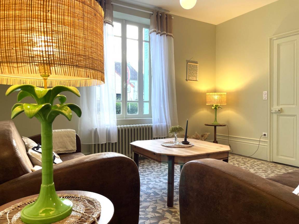 90 M² Gîte ∙ 3 Schlafzimmer ∙ 6 Gäste - Allier
