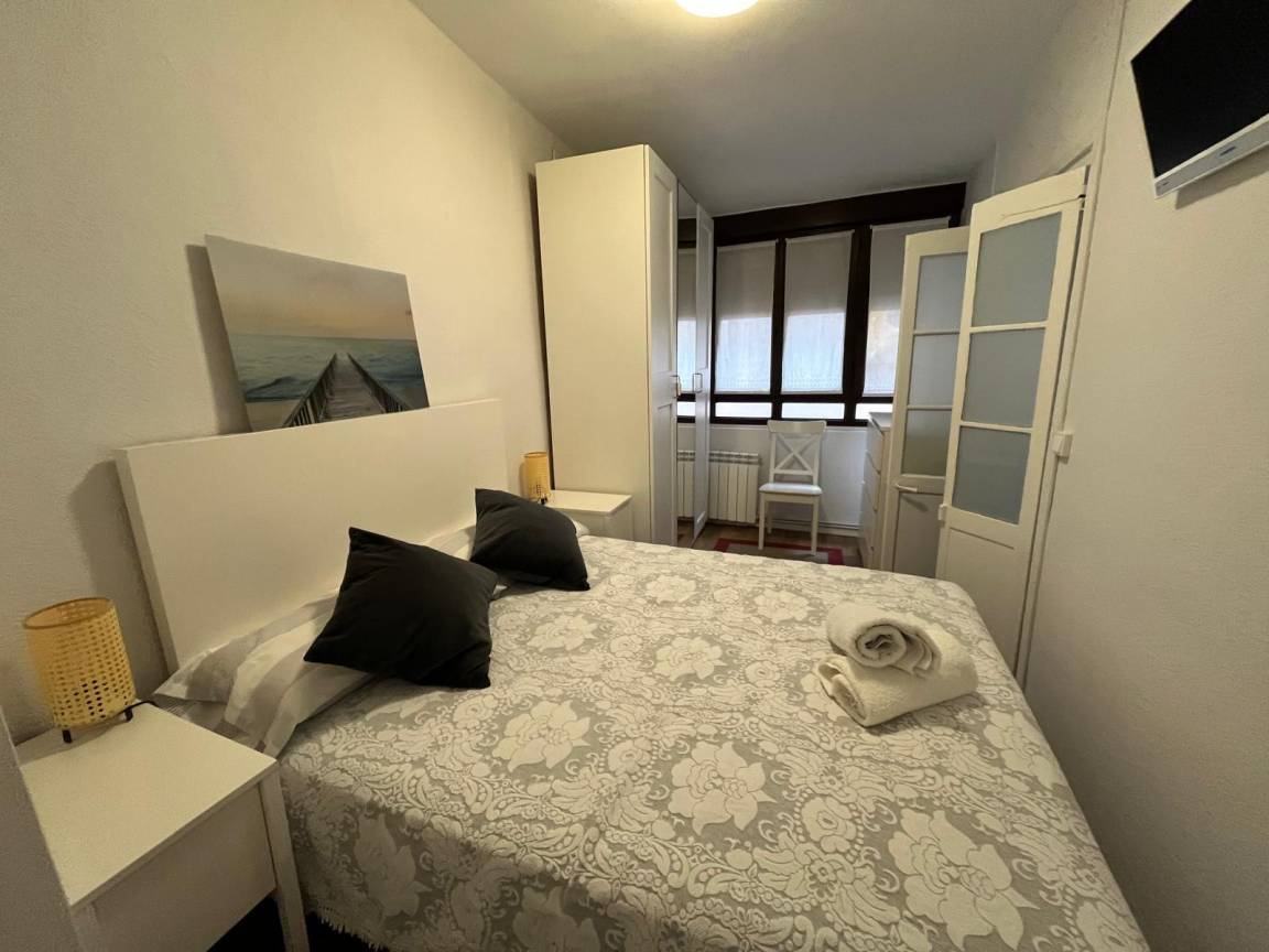 70 M² Apartamento ∙ 1 Habitación ∙ 3 Huéspedes - Ondárroa