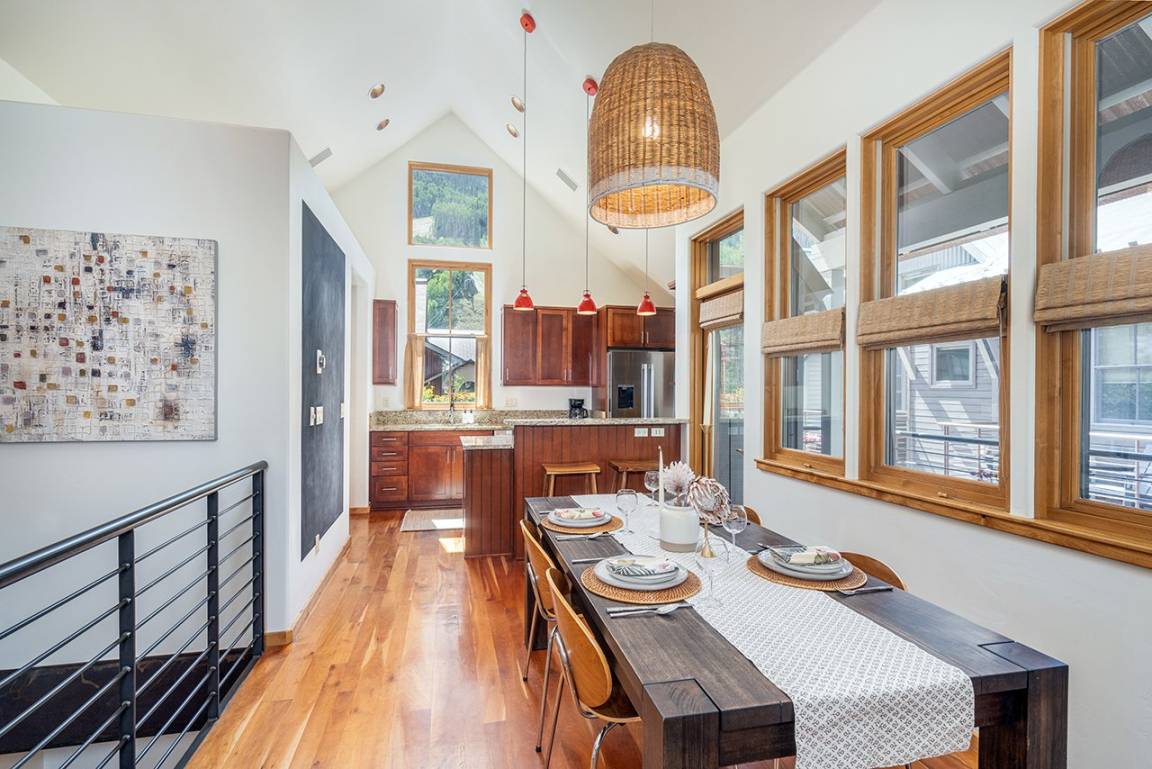 121 M² House ∙ 2 Bedrooms ∙ 4 Guests - Telluride, CO