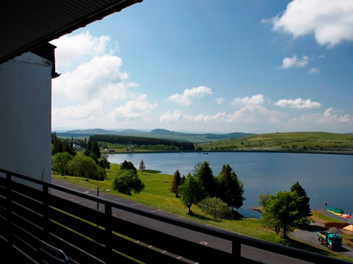 58 M² Appartement ∙ 2 Chambres ∙ 7 Personnes - Super-Besse