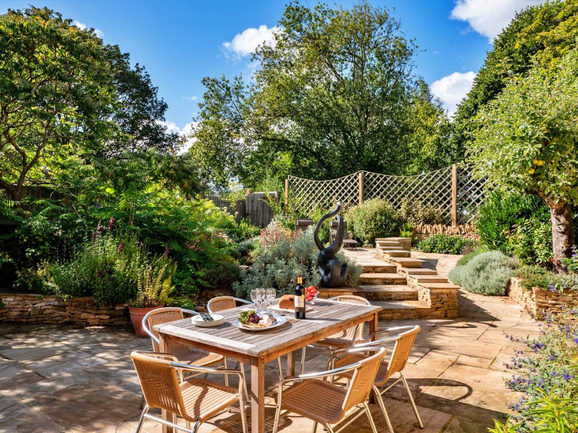 130 M² Cottage ∙ 3 Bedrooms ∙ 6 Guests - Bourton-on-the-Water