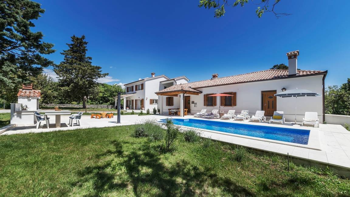 256 M² Villa ∙ 6 Chambres ∙ 12 Personnes - Rabac