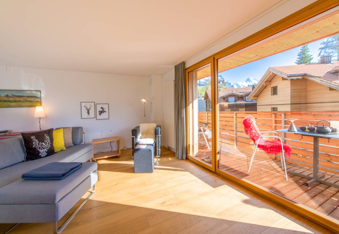 70 M² Huoneisto ∙ 1 Makuuhuone ∙ 2 Vierasta - Wilderswil