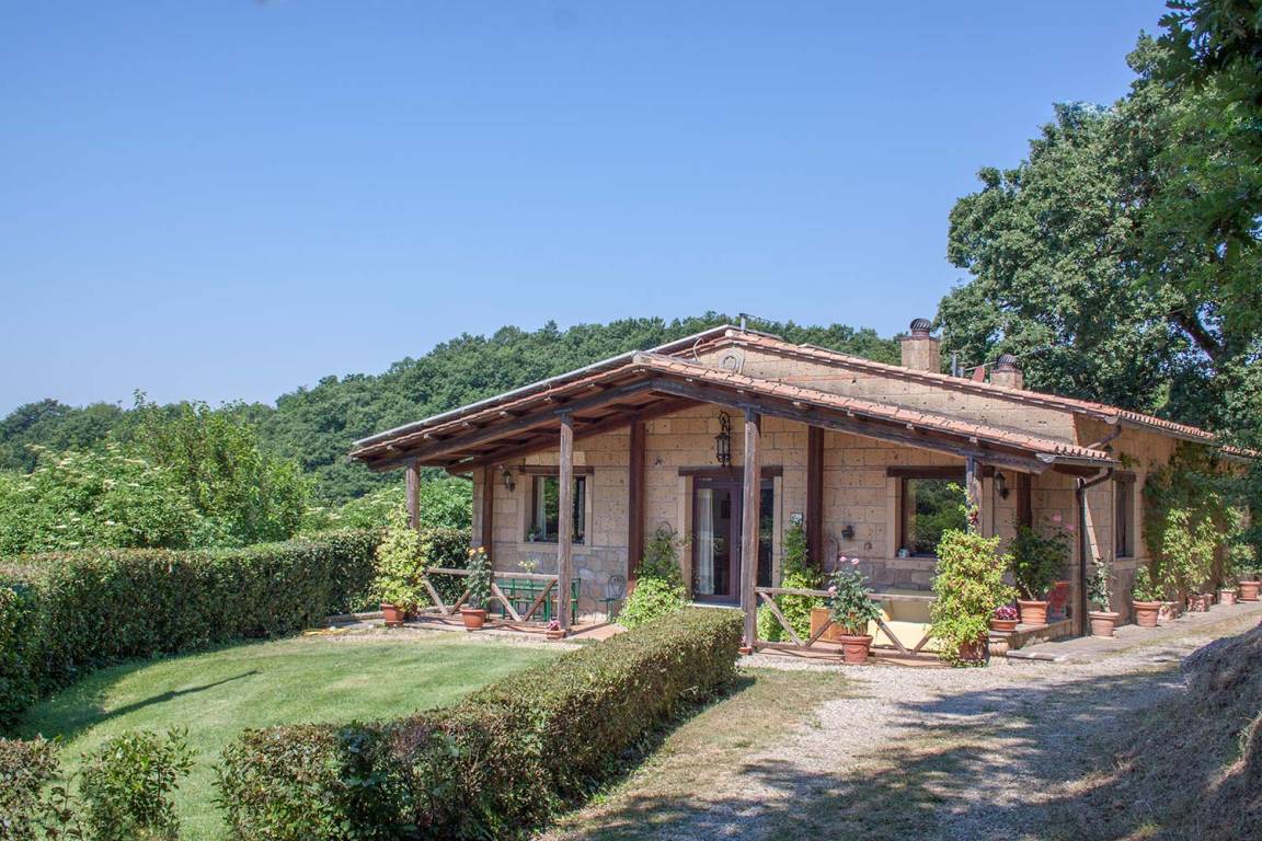 Farmhouse ∙ 2 Bedrooms ∙ 5 Guests - Lazio