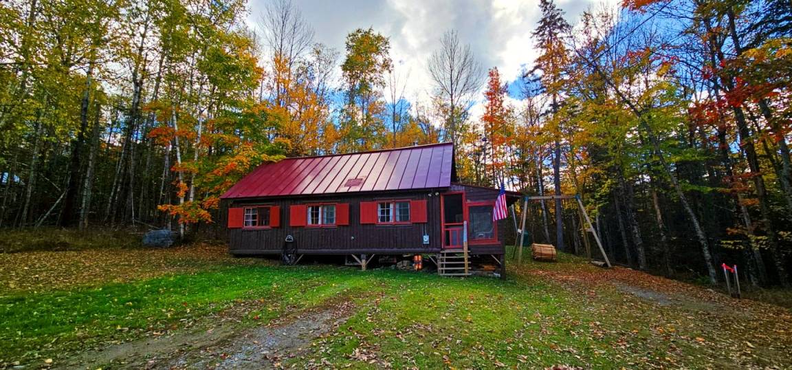 House ∙ 2 Bedrooms ∙ 6 Guests - Greenville, ME