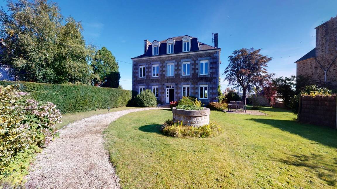 200 M² Maison De Vacances ∙ 4 Chambres ∙ 8 Personnes - Vire