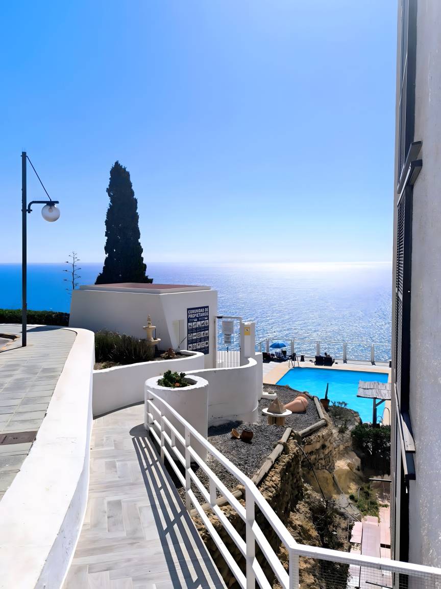 82 M² Apartamento ∙ 2 Habitaciones ∙ 6 Huéspedes - Almería