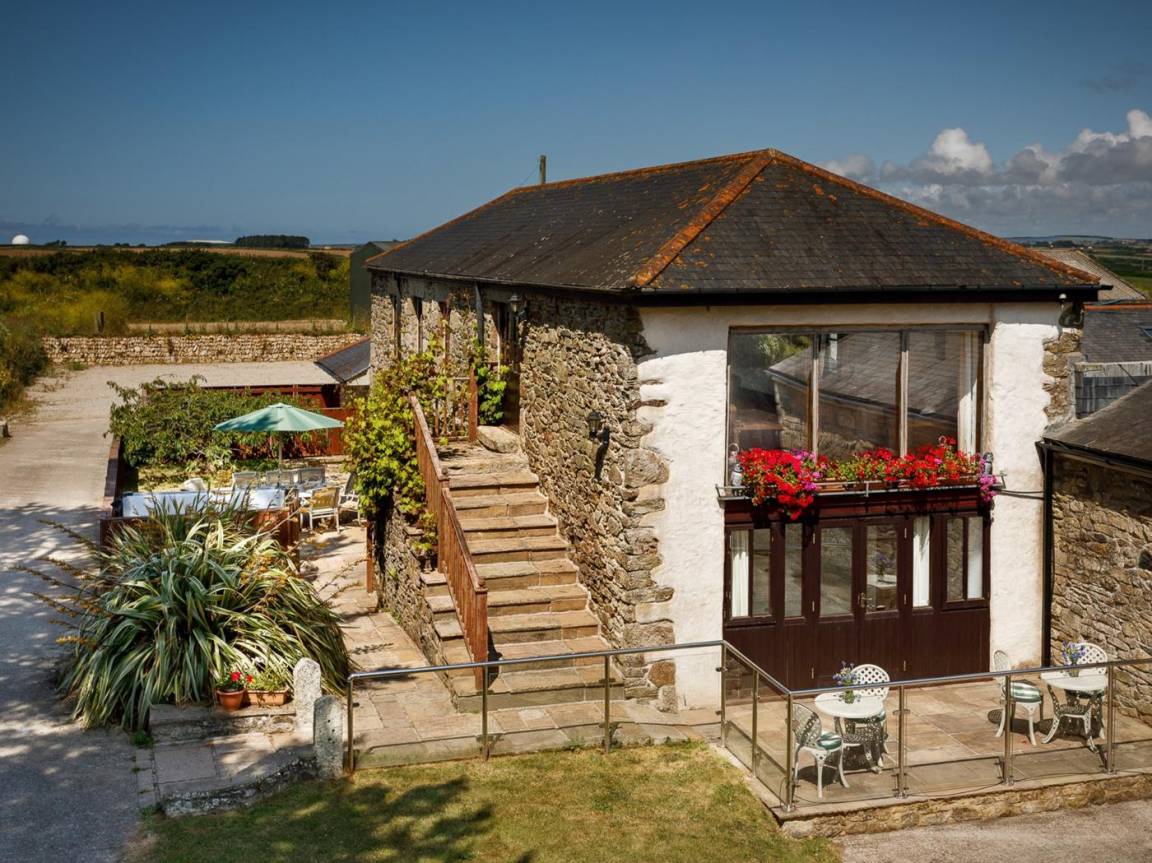 Cottage ∙ 5 Bedrooms ∙ 10 Guests - Porthtowan