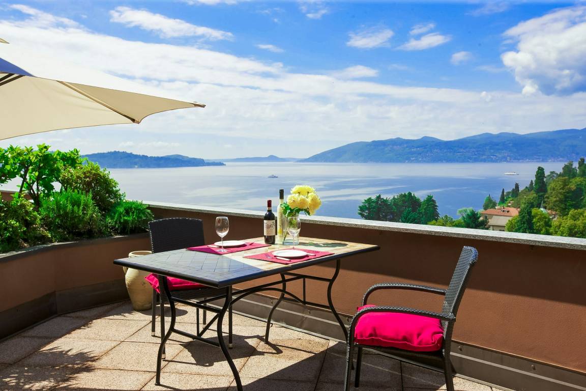 85 M² Appartement ∙ 2 Chambres ∙ 5 Personnes - Ghiffa
