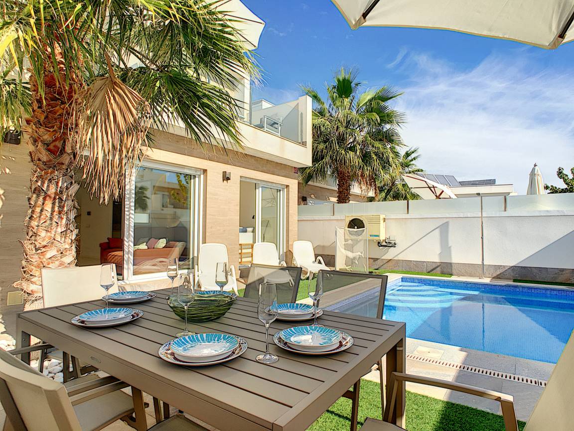 115 M² Villa ∙ 3 Slaapkamers ∙ 4 Gasten - San Pedro del Pinatar
