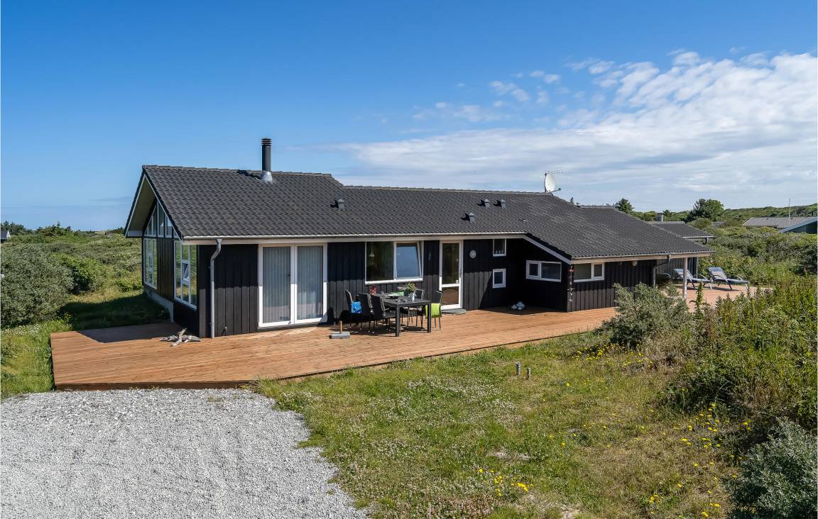 120 M² House ∙ 4 Bedrooms ∙ 8 Guests - Hirtshals