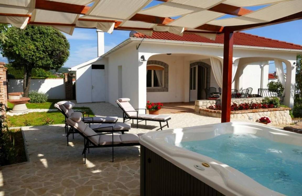 105 M² Casa ∙ 3 Camere Da Letto ∙ 8 Ospiti - Lun