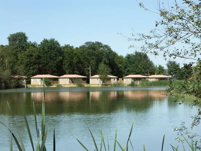 40 M² Mobil-home ∙ 4 Chambres ∙ 10 Personnes - Gien
