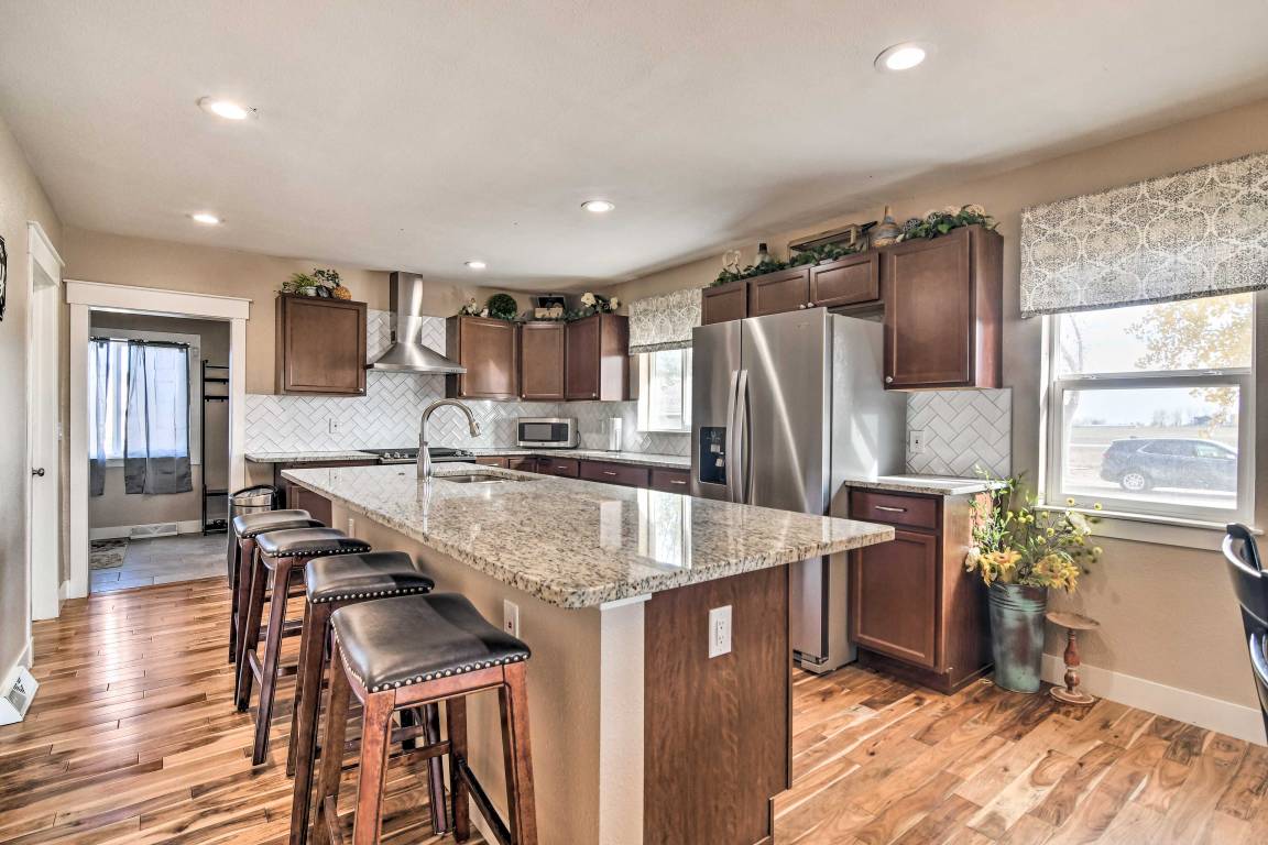 148 M² House ∙ 3 Bedrooms ∙ 10 Guests - Longmont, CO