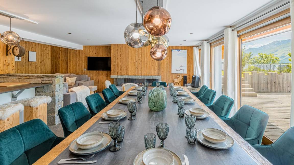 153 M² Gîte ∙ 4 Chambres ∙ 14 Personnes - Saint-Michel-de-Maurienne